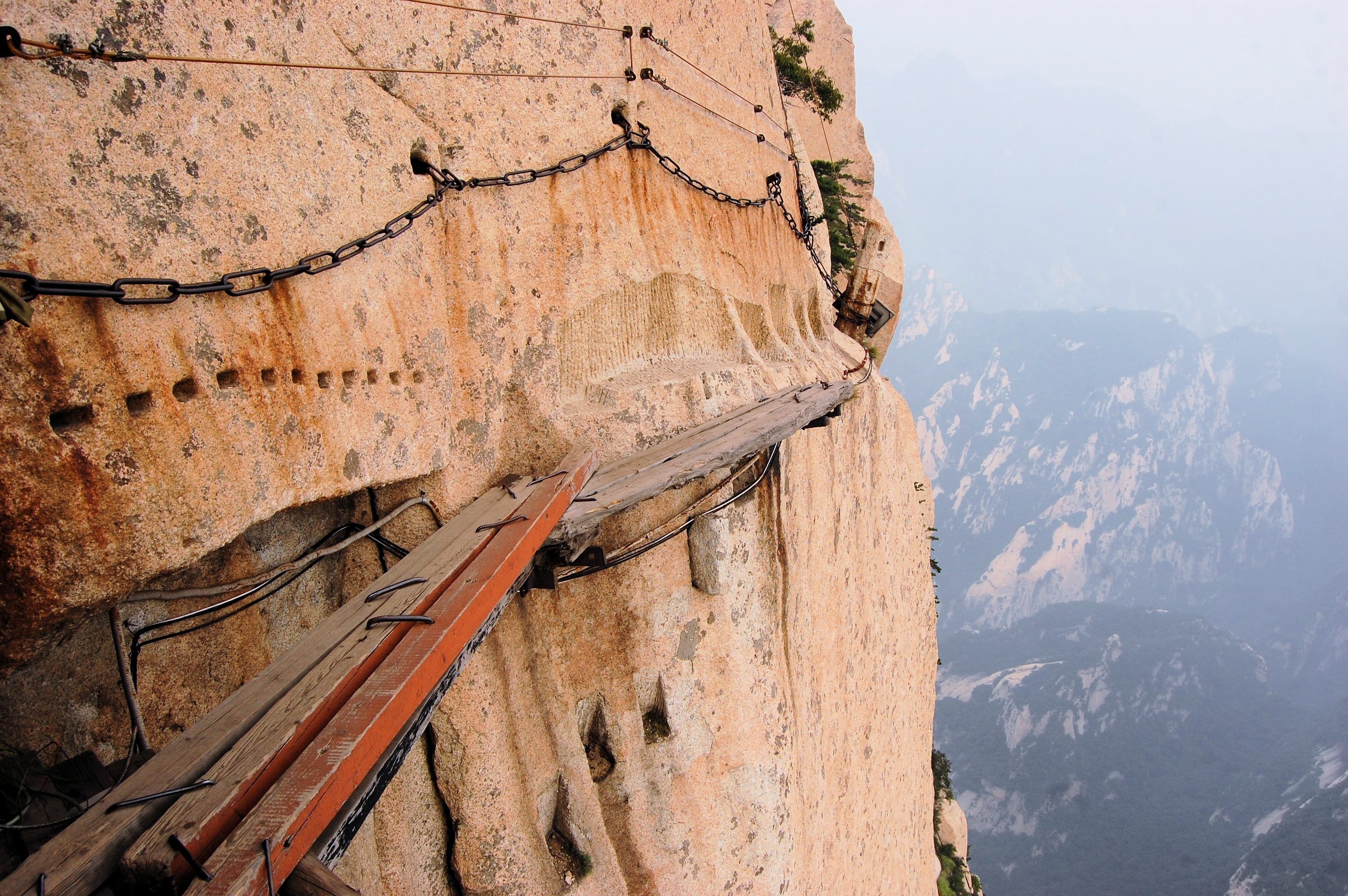 Top 10 Extreme Adventures to Do Before You Die | Flights Blog